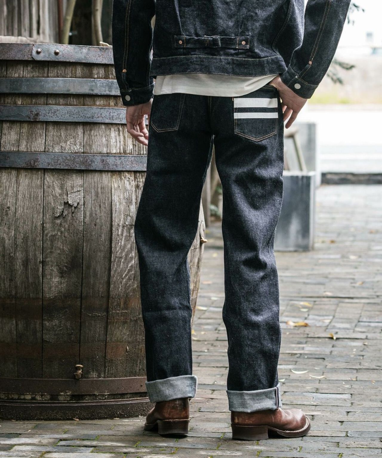 0905SP ' Going to Battle Label ' 15.7oz Classic straight